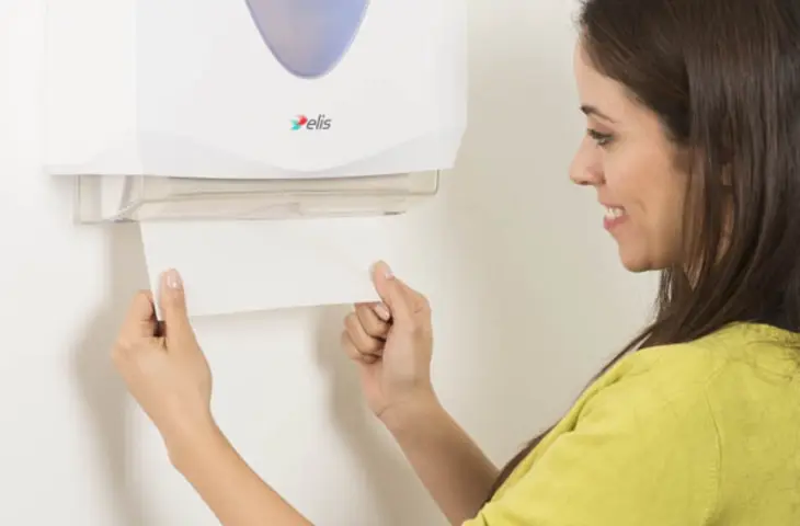 Folder paper towel dispenser Aqualine | Elis France